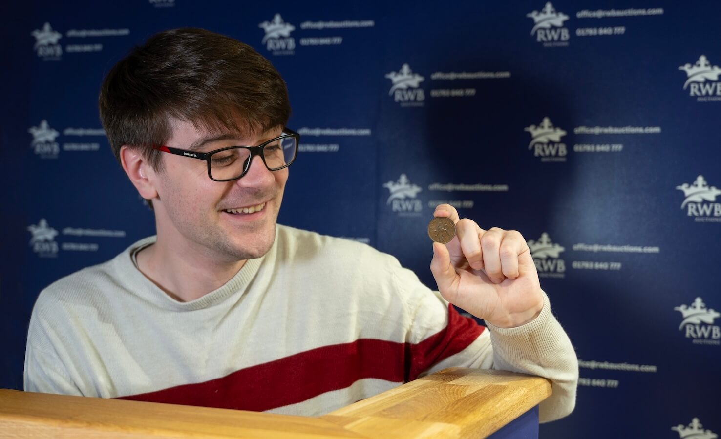 Rare 1973 copper 10p coin sells for £380 at auction in Wiltshire ...